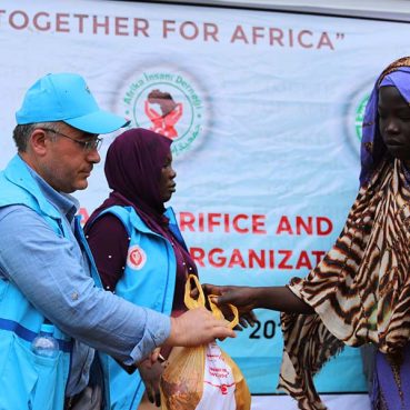 Afrika İnsanı Derneği – Hep Beraber Afrika İçin